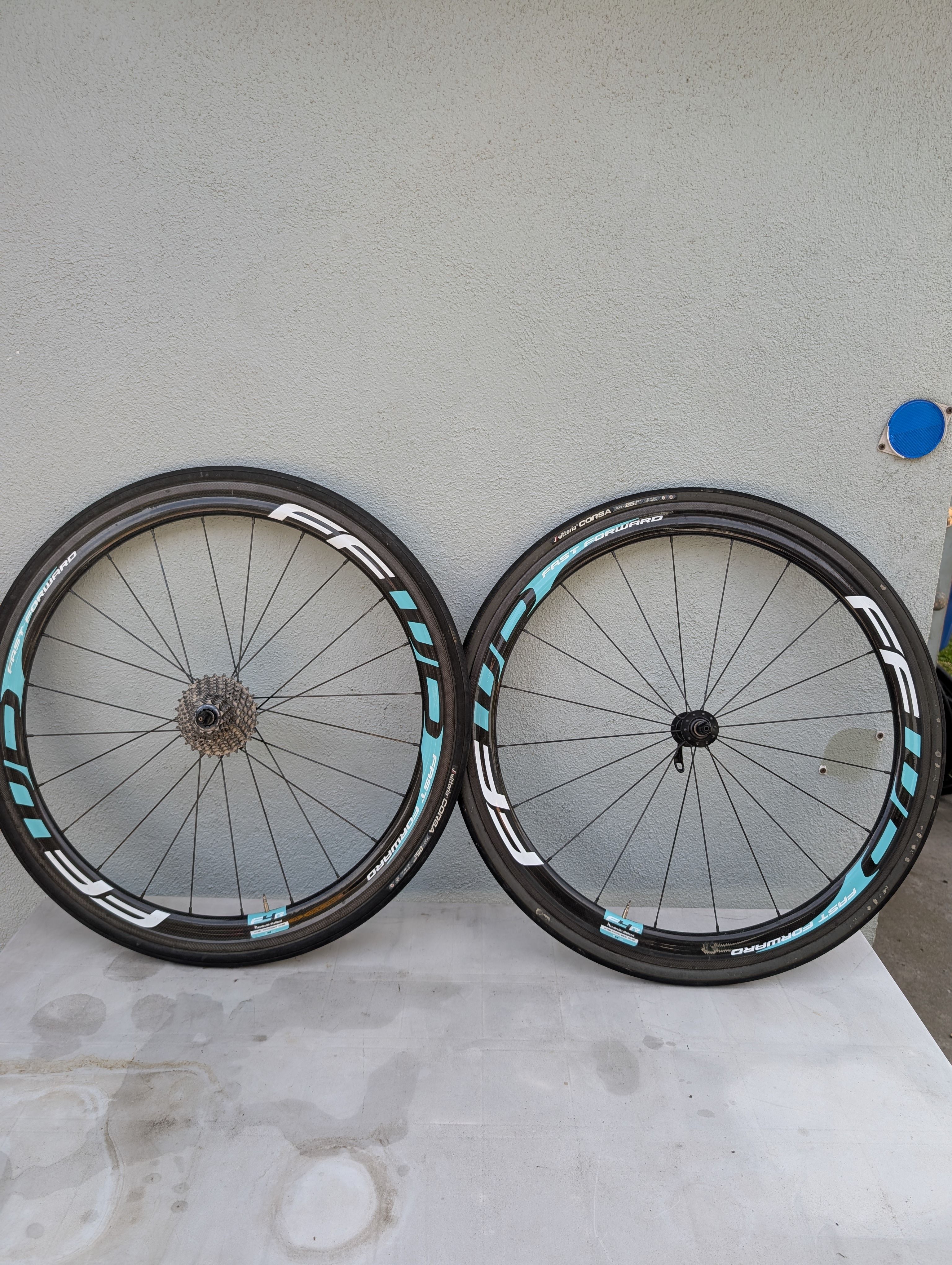 fast forward Rim Brake QR 45mm Carbon | buycycle